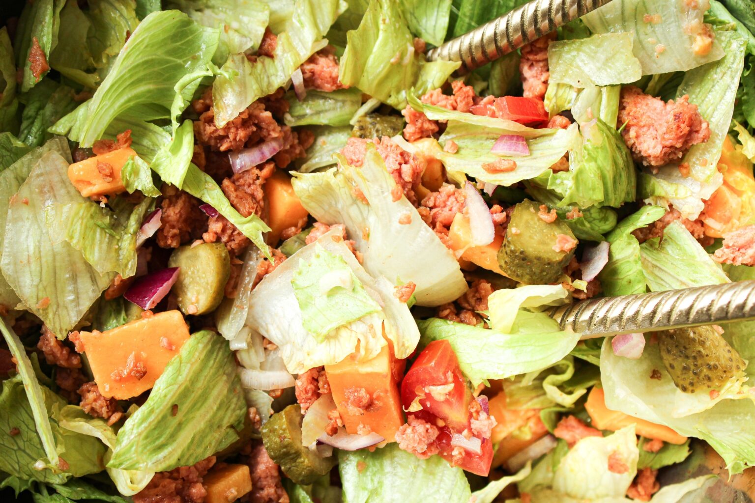 Big Mac Salat Low Carb - vegetarisch mit Video Anleitung